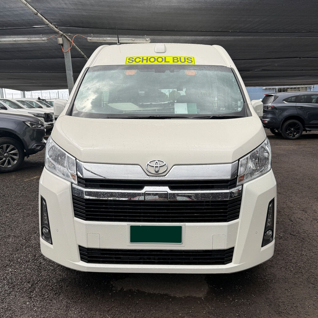 School Bus Sign – Extended Height Lettering (770mm x 260mm) - Safebus