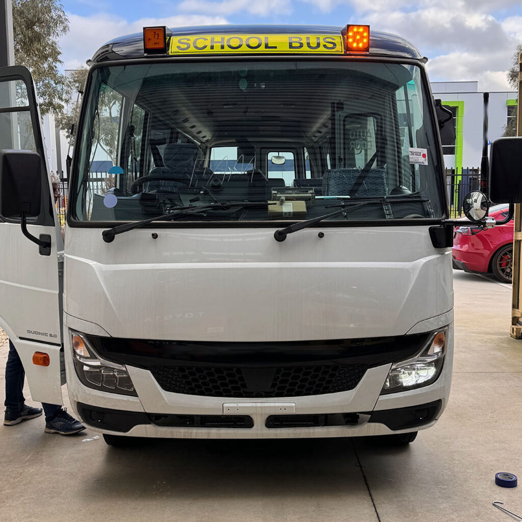 NSW TS150 School Bus Light Kit for Mitsubishi Rosa